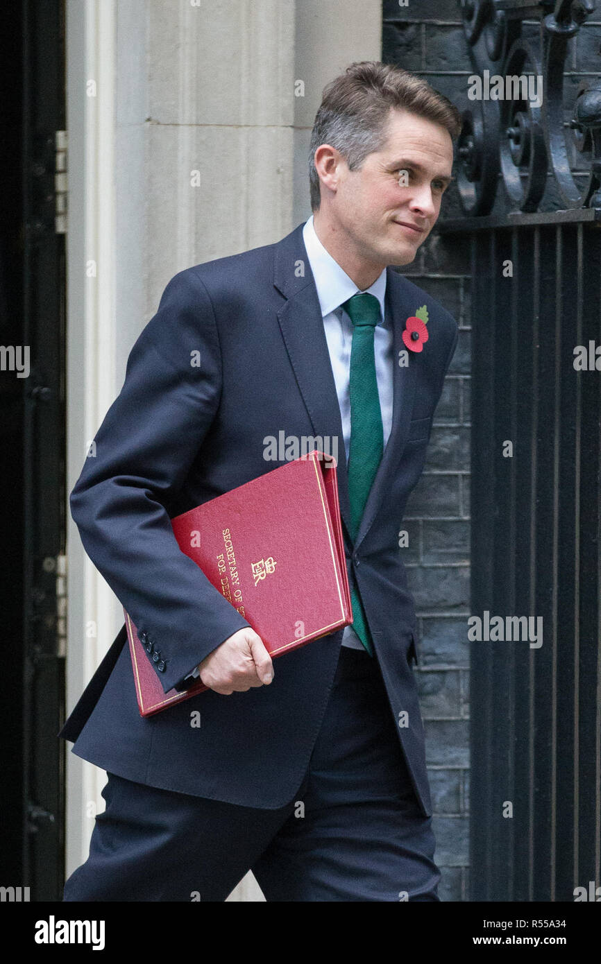 Ministers departing No.10 Downing Street prior to Budget statement at ...