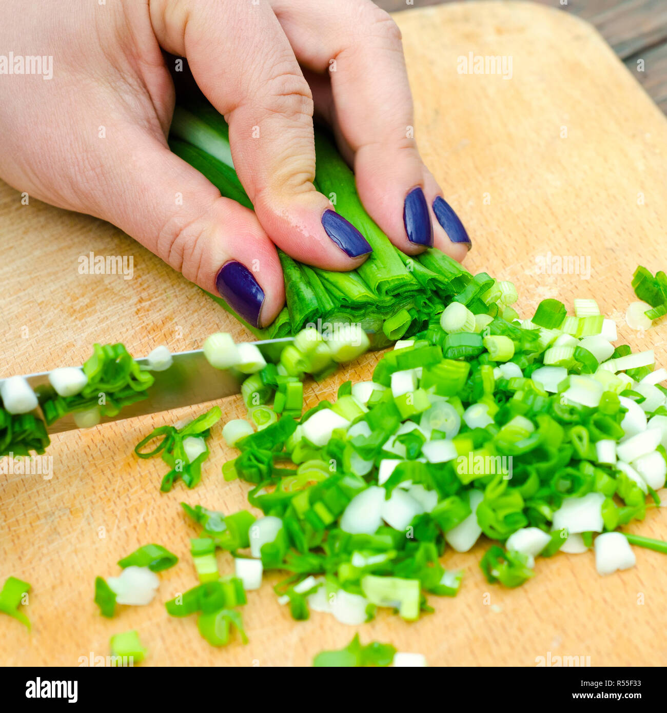 Cooking cutting green onions hi-res stock photography and images - Alamy