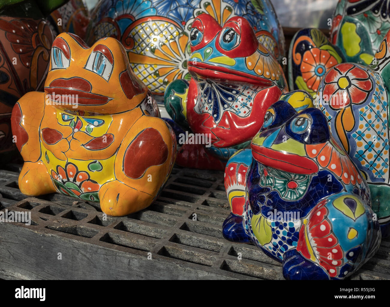 Mexican ceramic frogs Stock Photo - Alamy