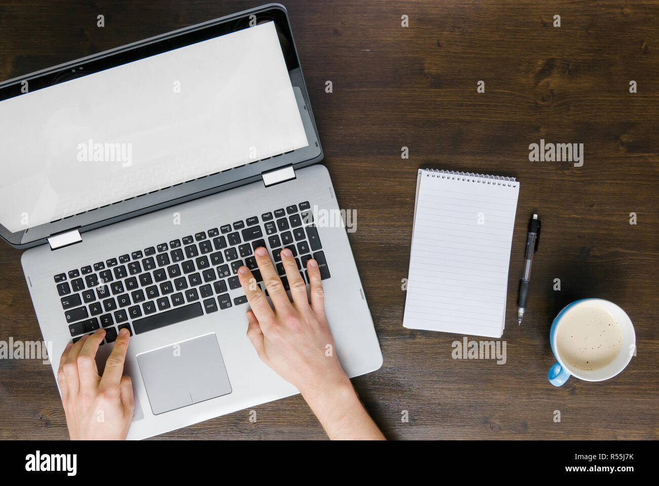 Office computer typing notepad hi-res stock photography and images - Alamy