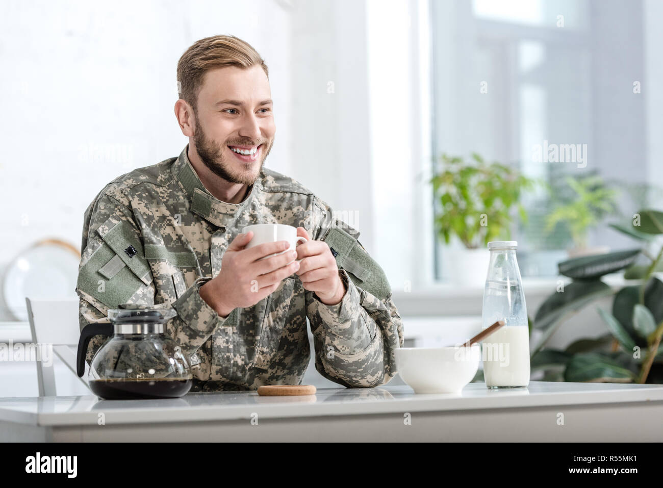 Soldier drinking bottle hi-res stock photography and images - Alamy