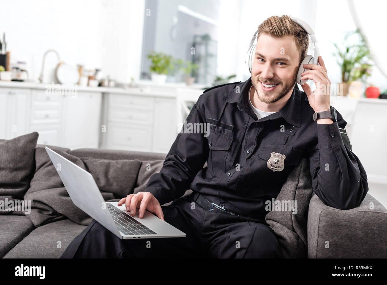 Stereo typing hi-res stock photography and images - Alamy