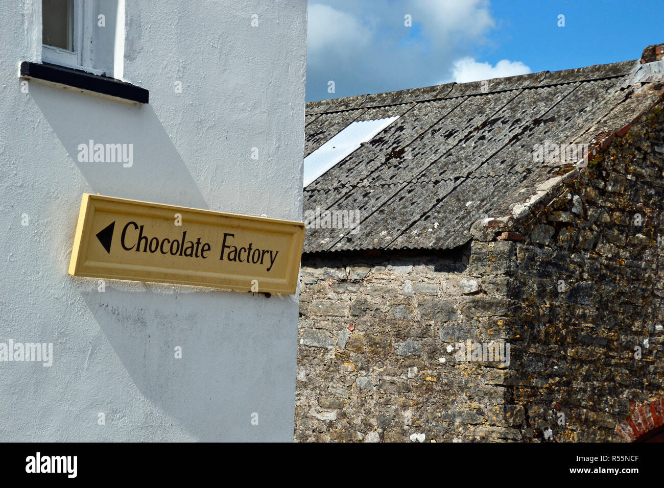 Tenby sign hi-res stock photography and images - Alamy