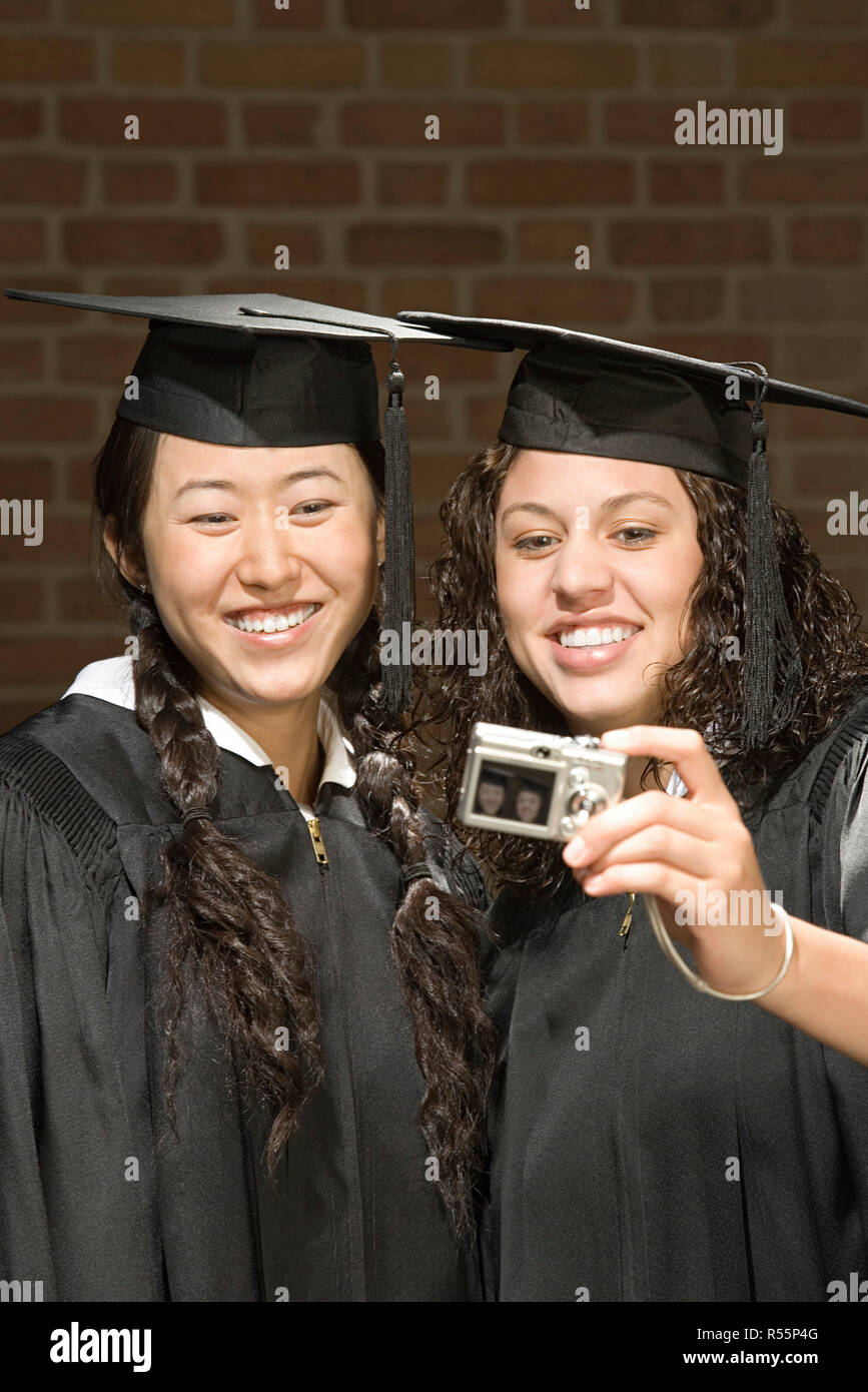 College graduates mixed hi-res stock photography and images - Alamy