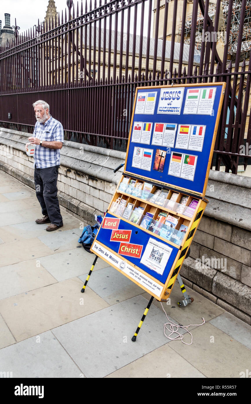 Brochure brochures leaflet leaflets folder folders pamphlet pamphlets ...