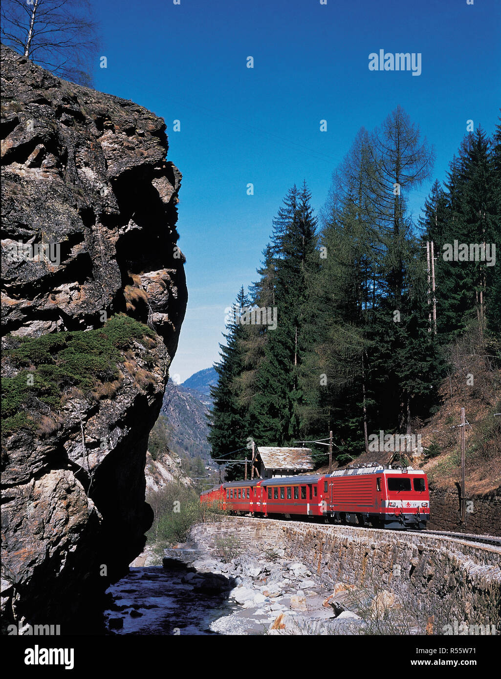 Rhetic rail hi-res stock photography and images - Alamy