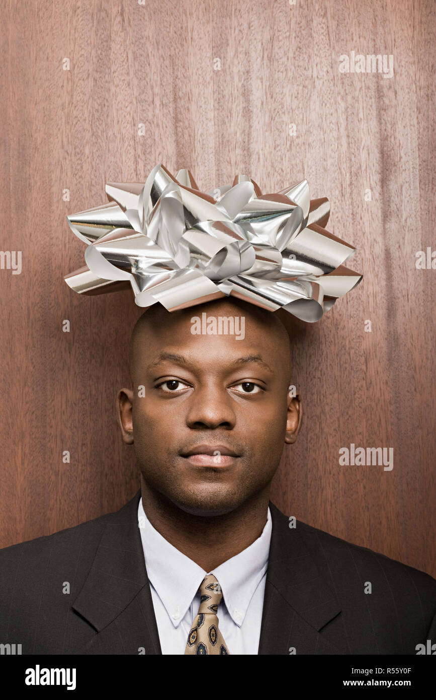 Bow on her head hi-res stock photography and images - Alamy