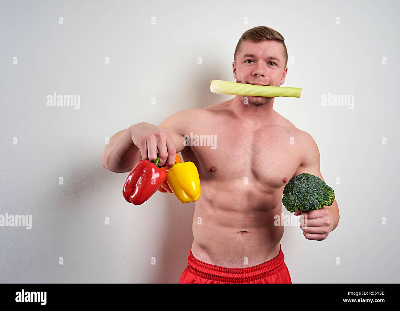 Athlete eating fruit hi-res stock photography and images - Alamy