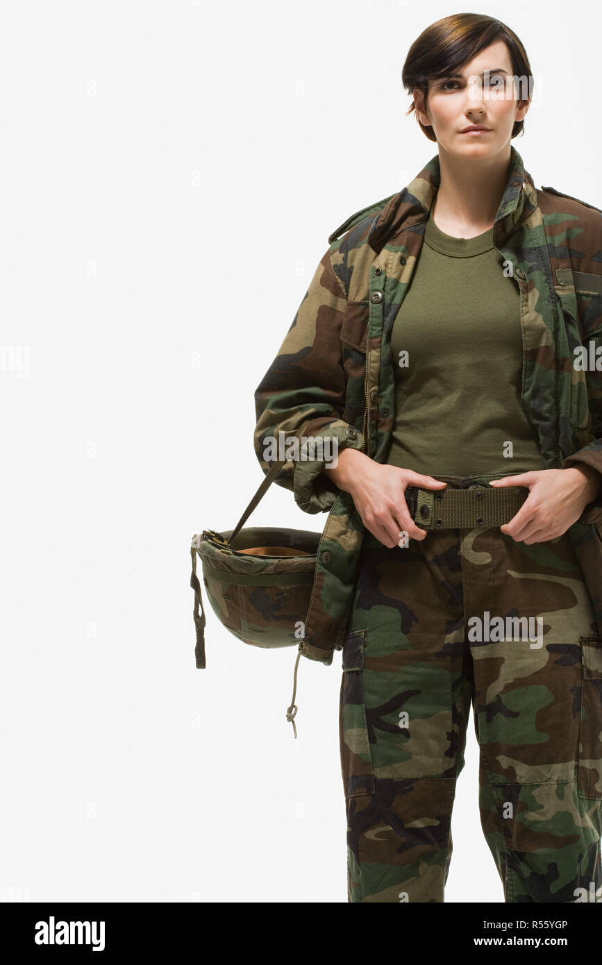 Portrait of a woman soldier Stock Photo - Alamy