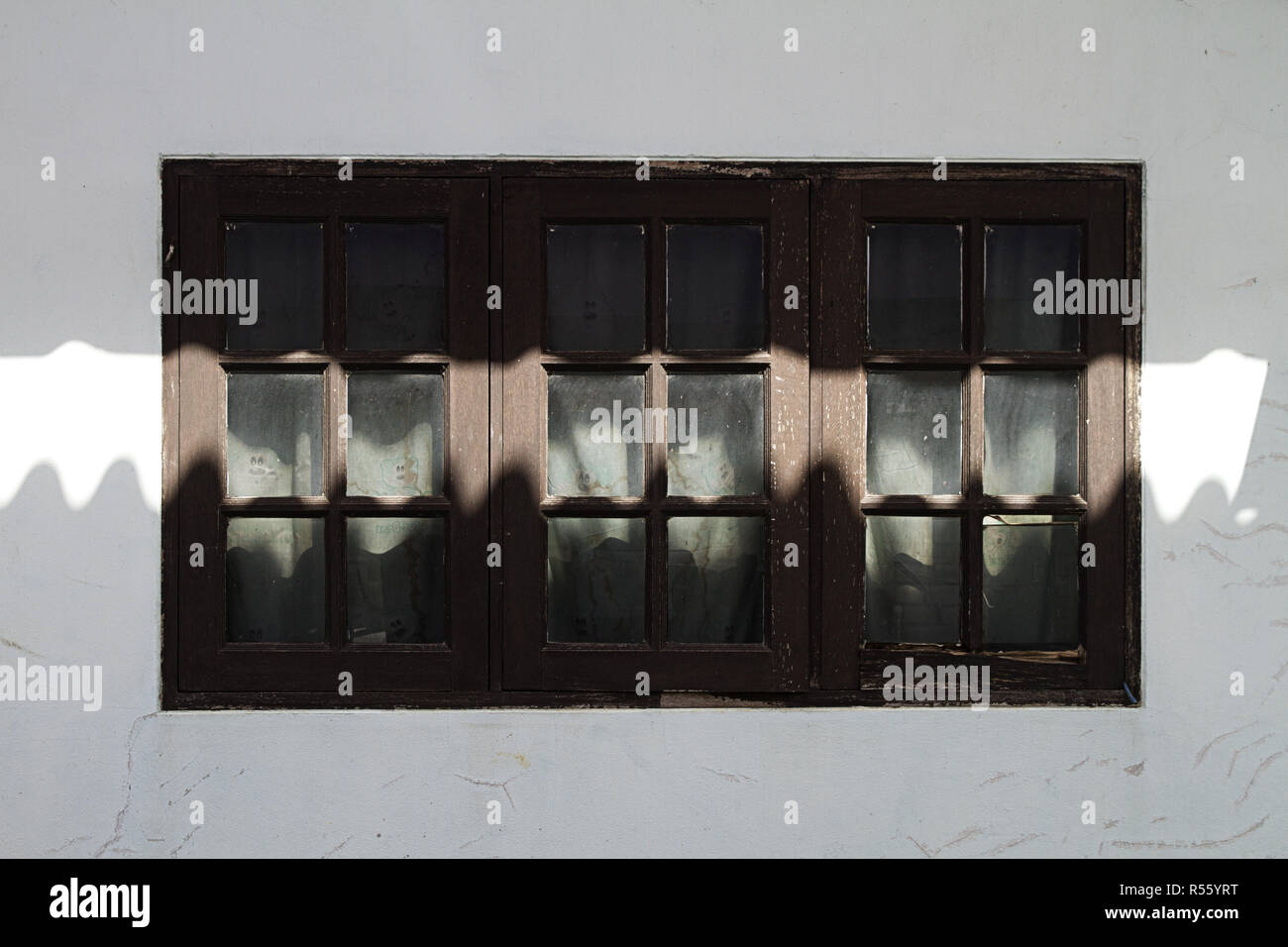 rustic white wall wood window texture Stock Photo - Alamy