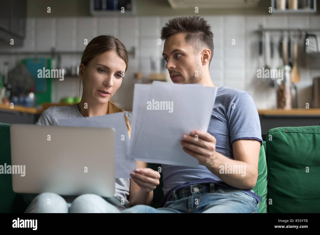 Check documents hi-res stock photography and images - Alamy
