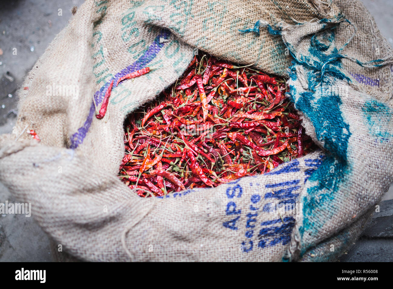 Bag chili peppers market hi-res stock photography and images - Alamy