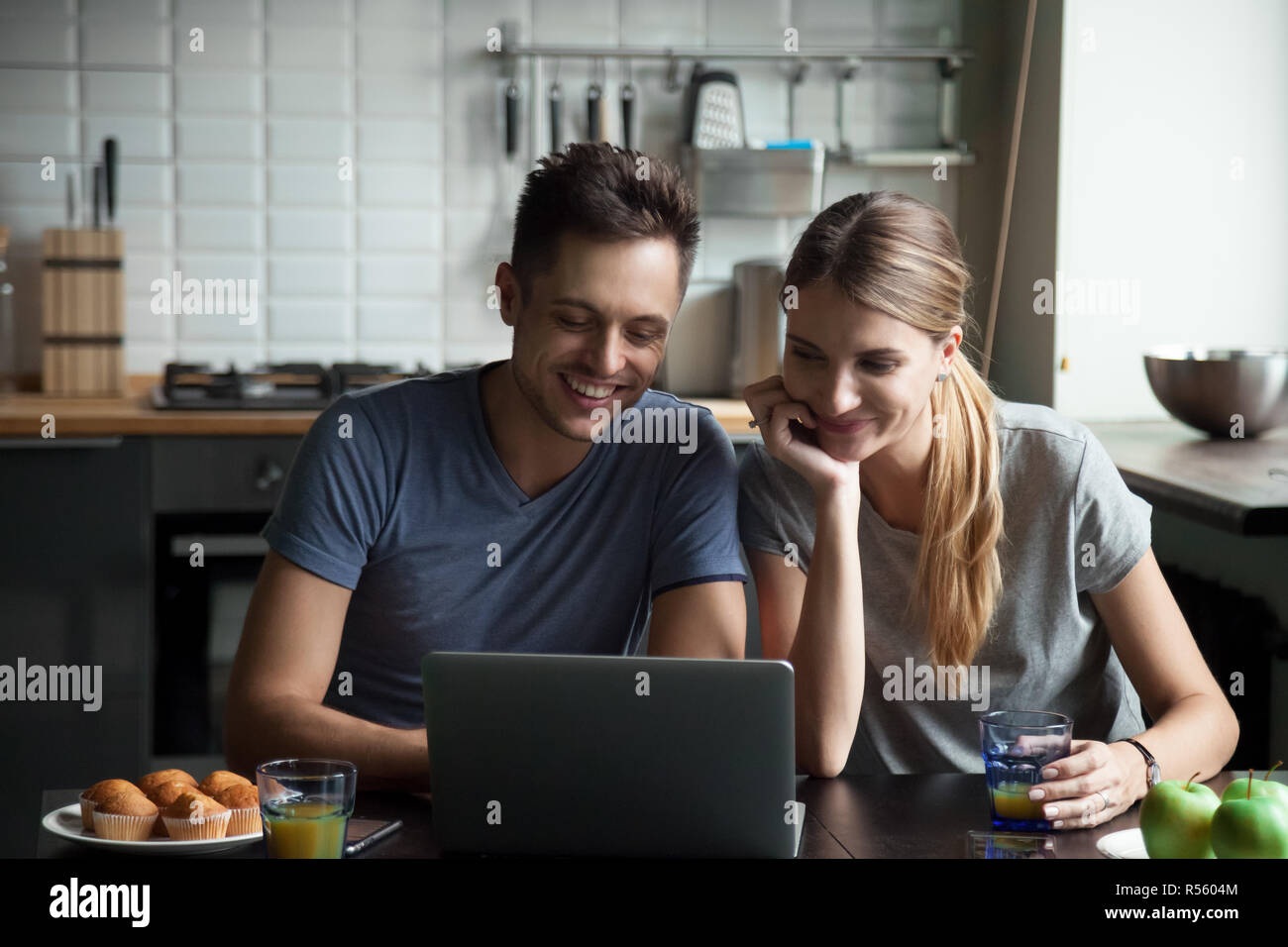 Happy user computer screen laptop man hi-res stock photography and ...