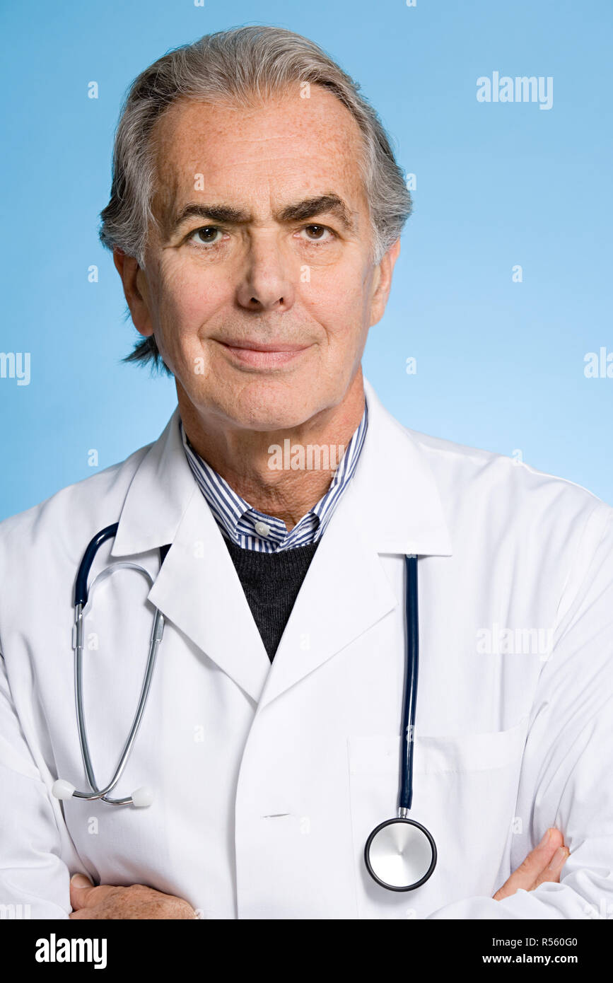 Portrait of a doctor Stock Photo - Alamy
