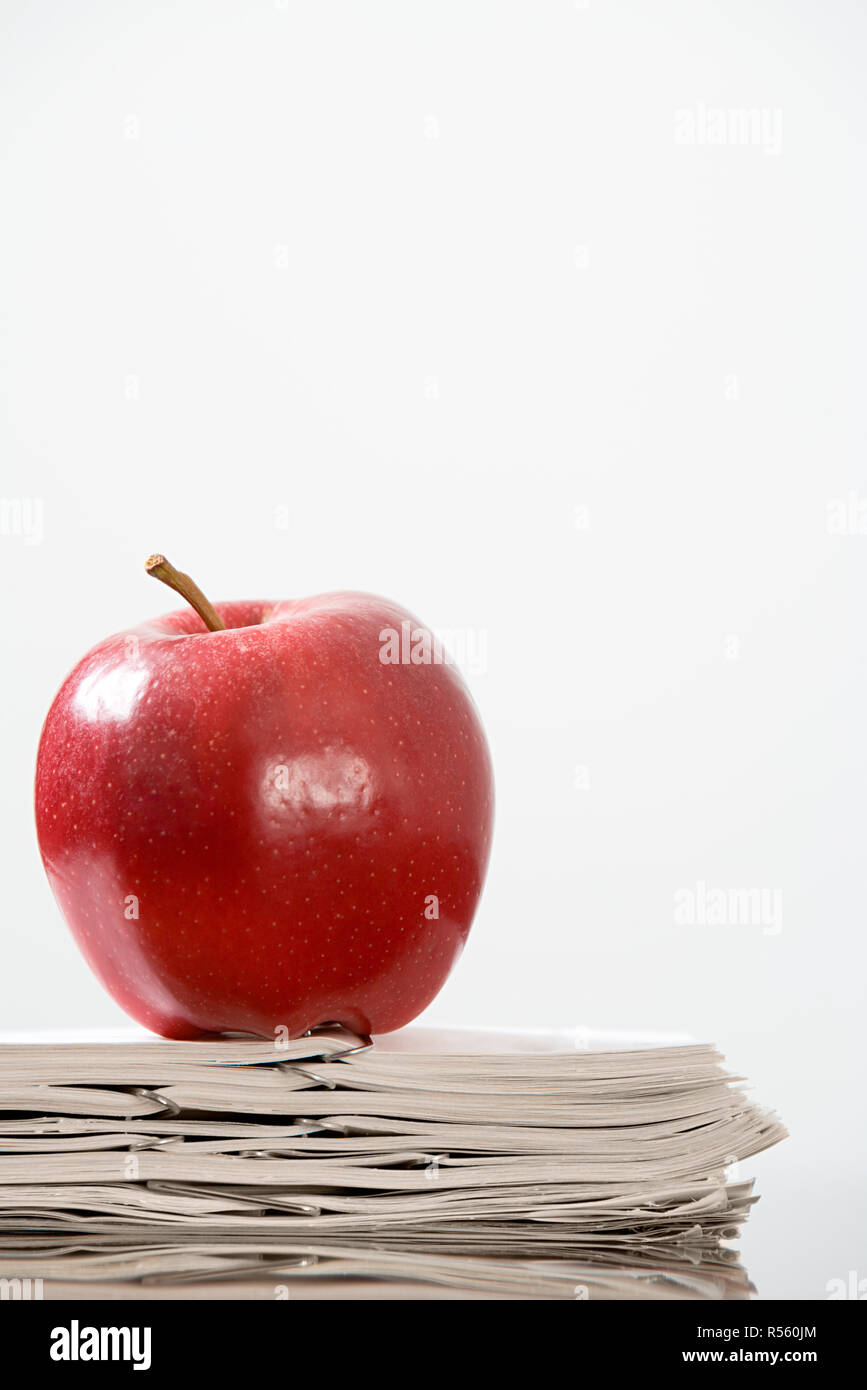 Apple files hi-res stock photography and images - Alamy