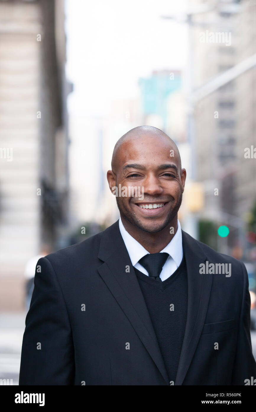 Portrait of pedestrian in city Stock Photo - Alamy