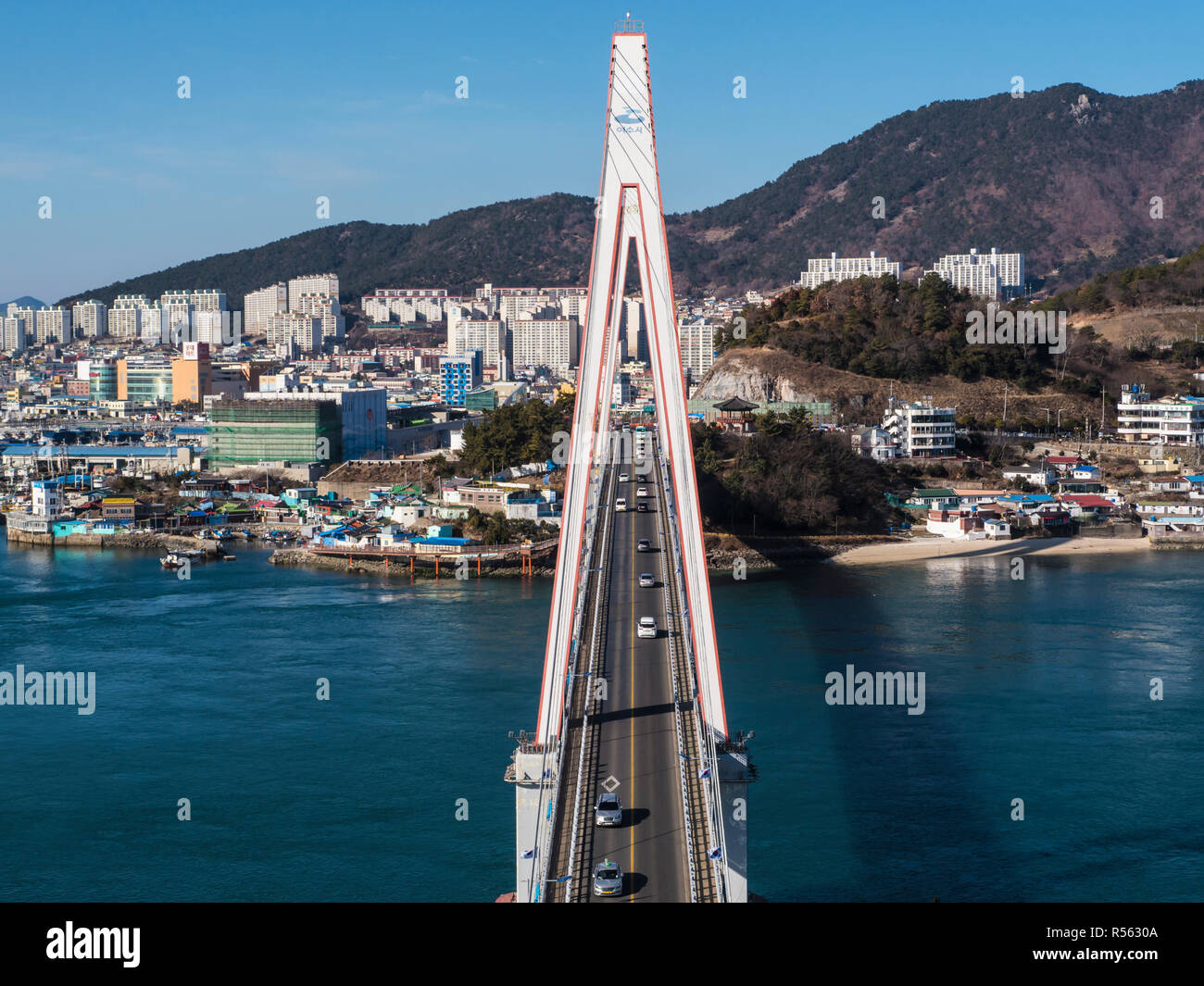 Yeosu dolsan bridge hi-res stock photography and images - Alamy