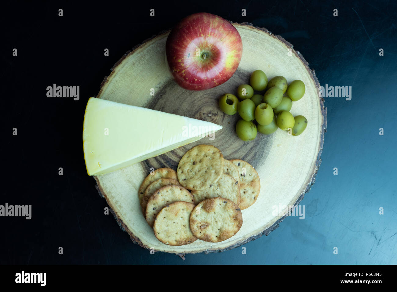 Crackers cheese apple hi-res stock photography and images - Alamy