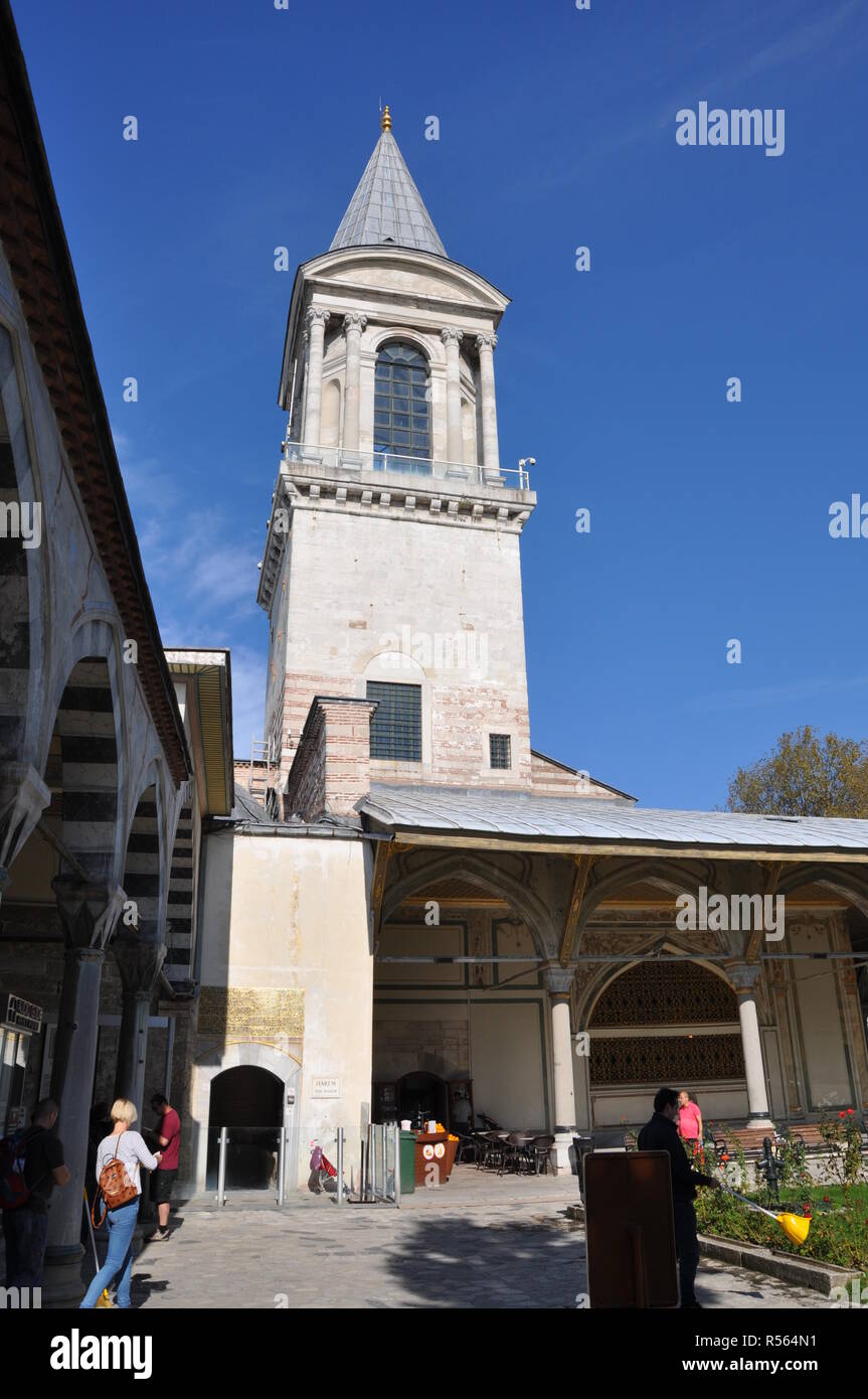 Istanbul cinili kosk topkapi palace hi-res stock photography and images ...