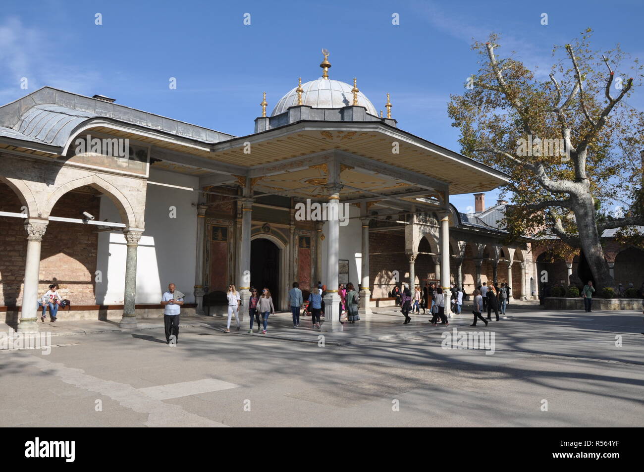 Istanbul cinili kosk topkapi palace hi-res stock photography and images ...