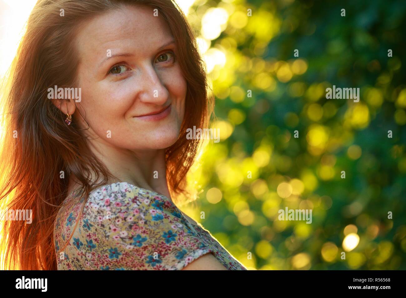 Sun lighting face hi-res stock photography and images - Alamy