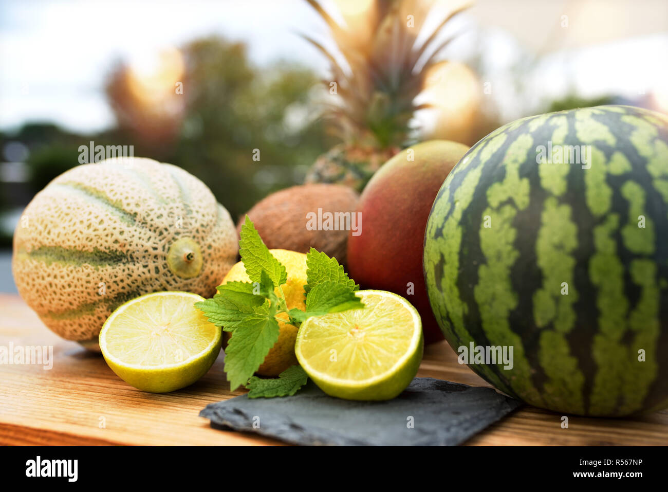 Netzmelone hi-res stock photography and images - Alamy