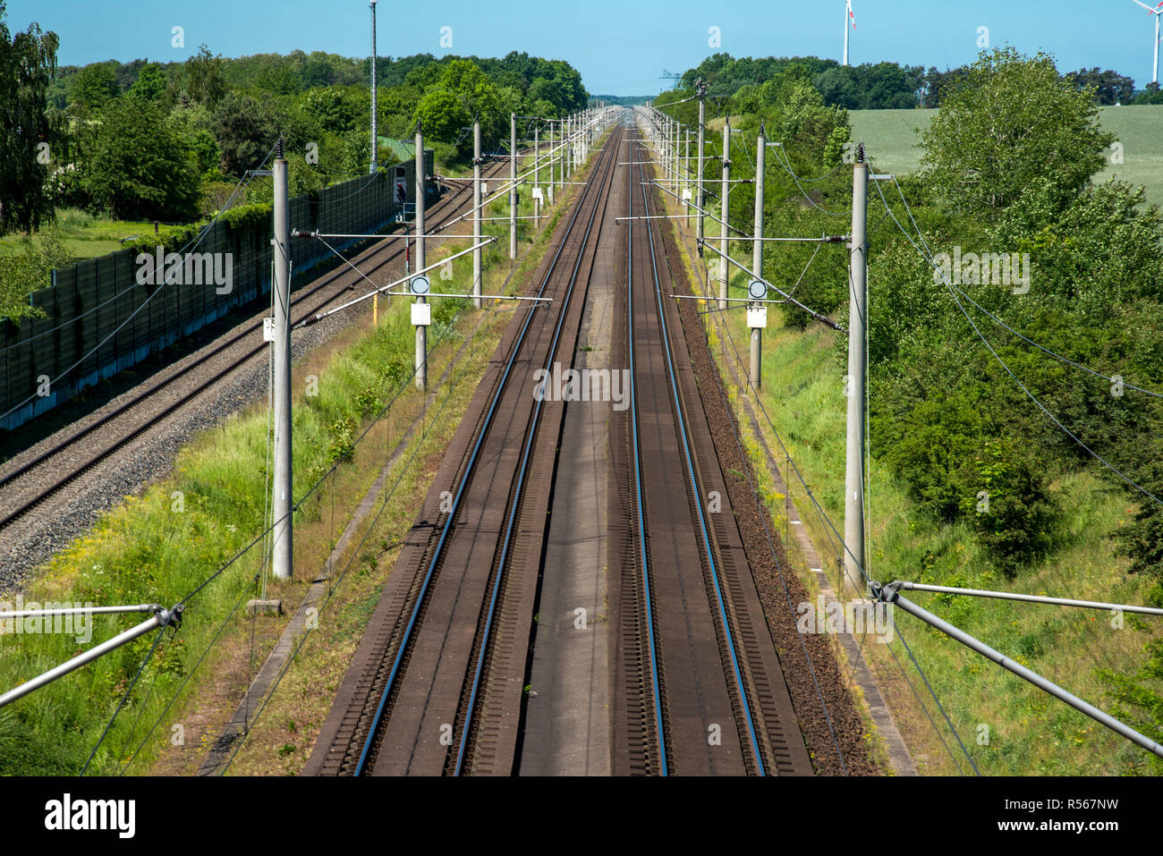 Schnellbahnstrecke hi-res stock photography and images - Alamy