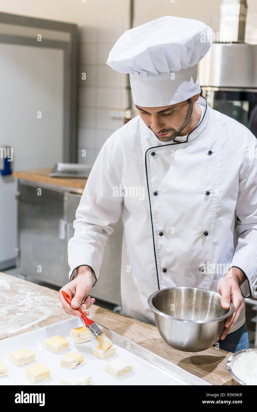 Oiling dough hi-res stock photography and images - Alamy