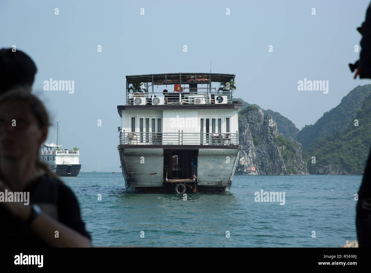 Cruise Boats Hanoi Stock Photo - Alamy