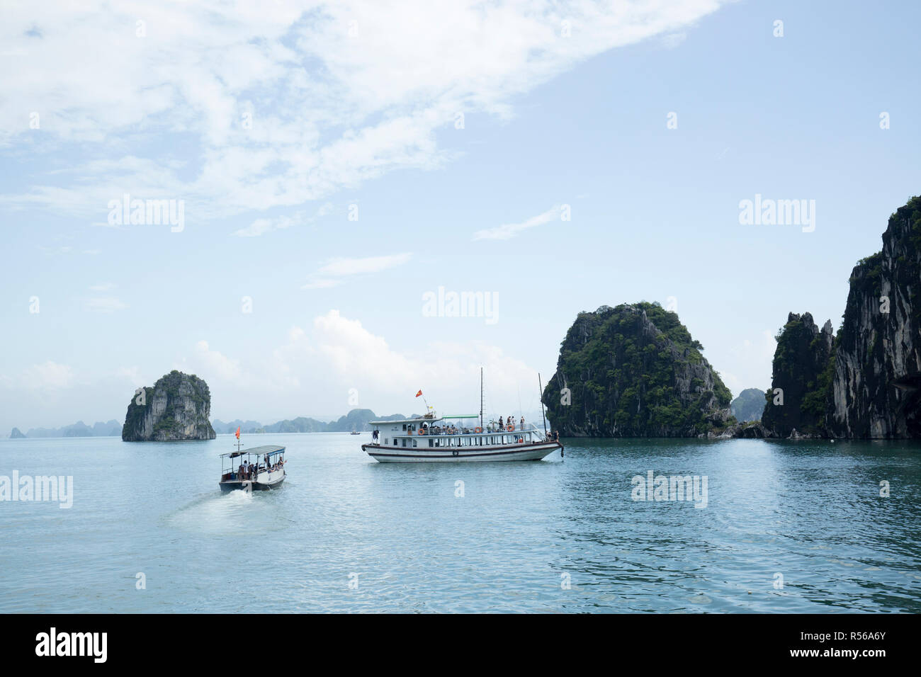 Ha Long Bay Boats Stock Photo - Alamy