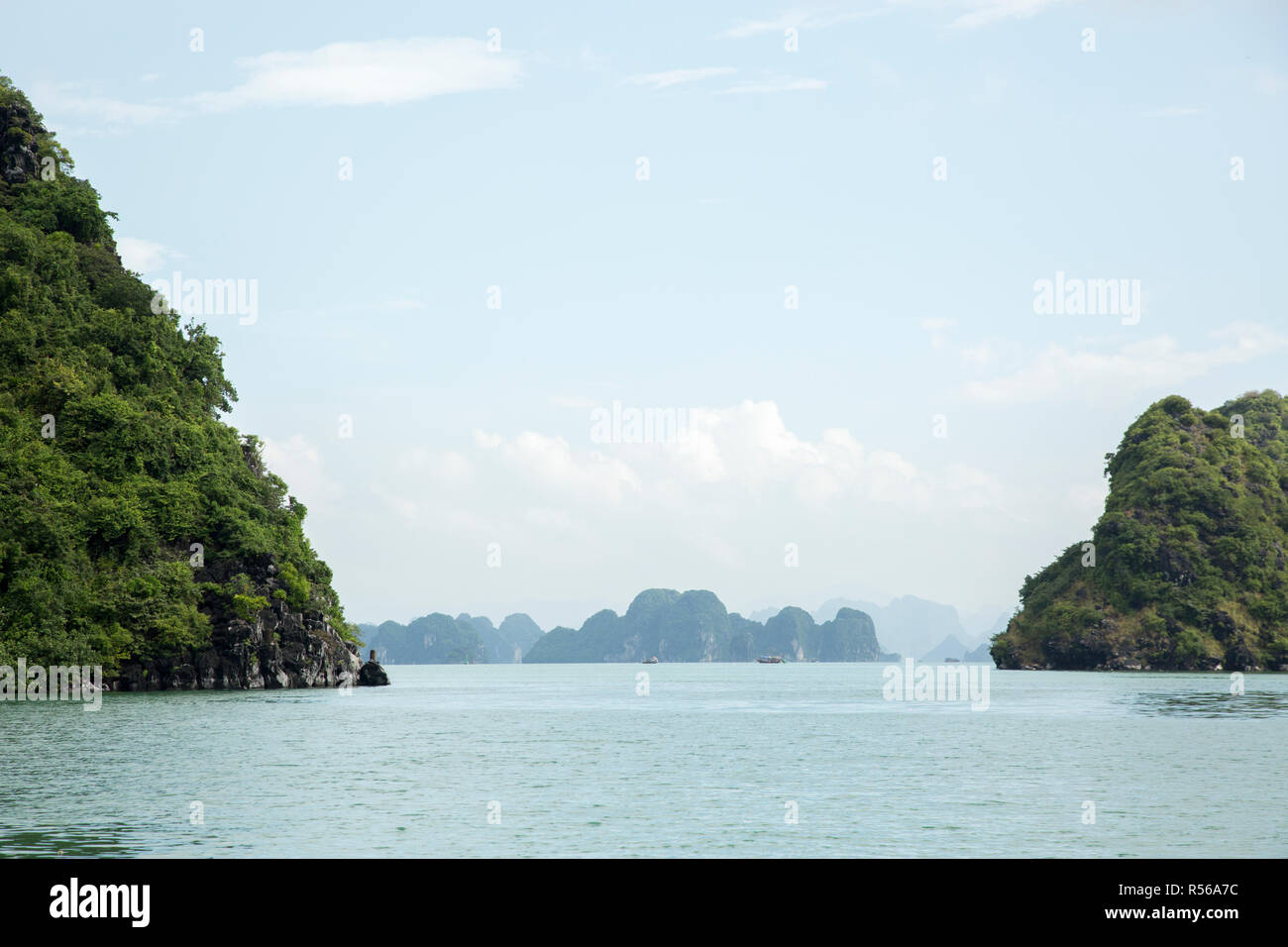 Ha Long Bay Boats Stock Photo - Alamy