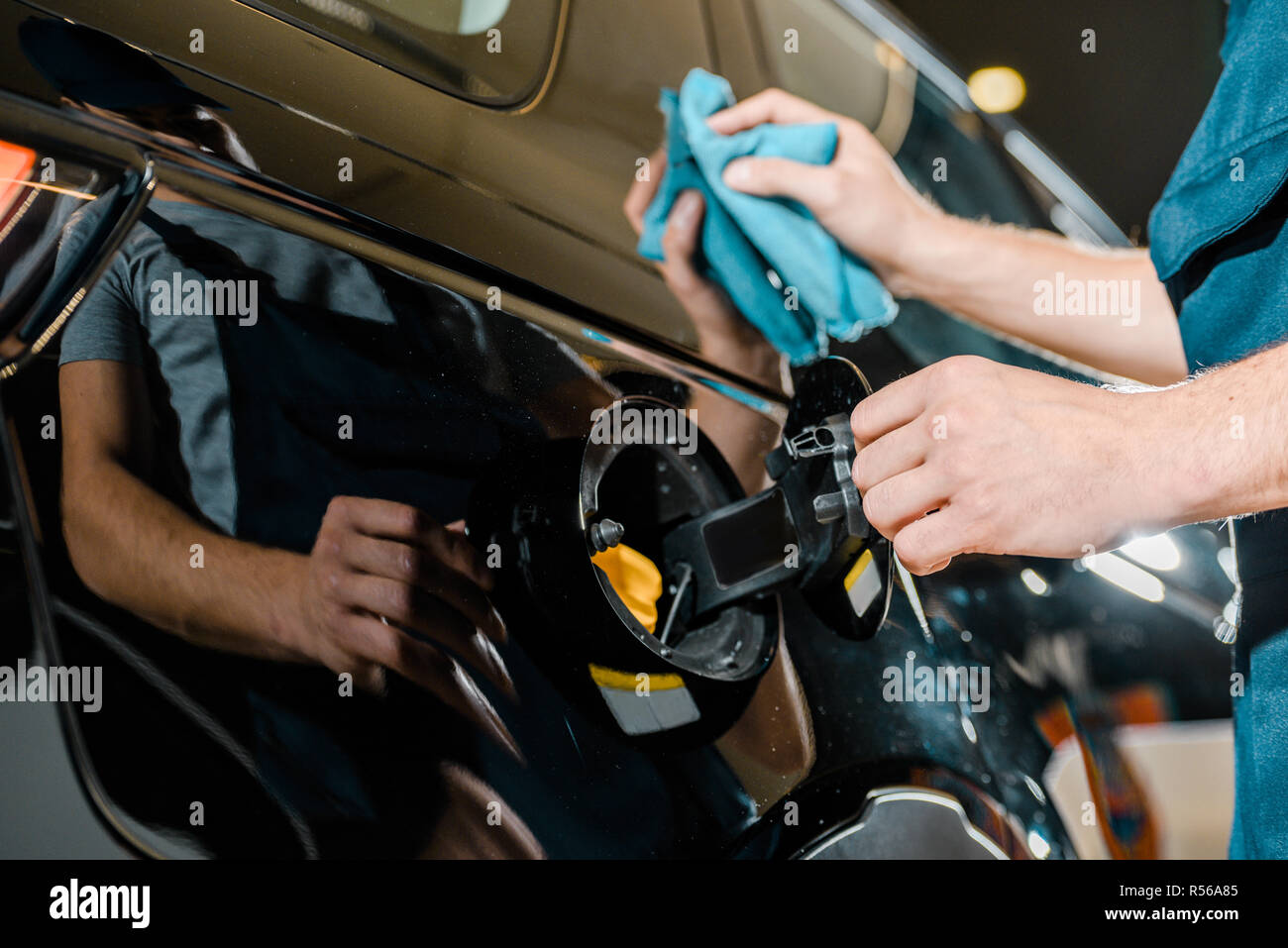 Auto body shop car copy space hi-res stock photography and images - Alamy