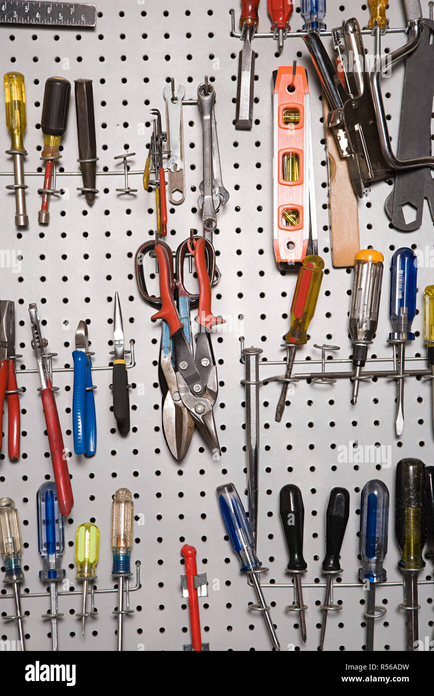 Hang picture tools hi-res stock photography and images - Alamy
