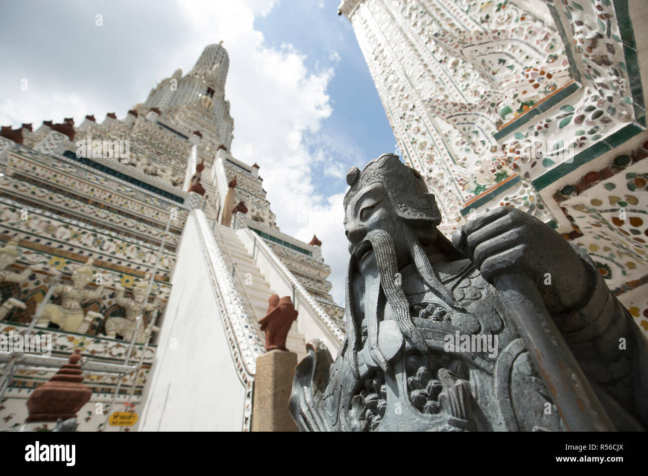 Wat Arun Temple Stock Photo - Alamy
