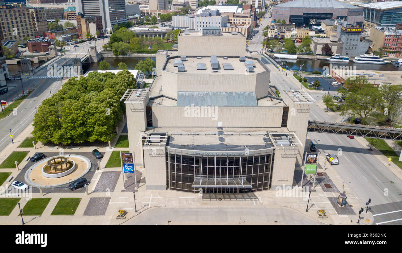 Marcus center milwaukee hi-res stock photography and images - Alamy