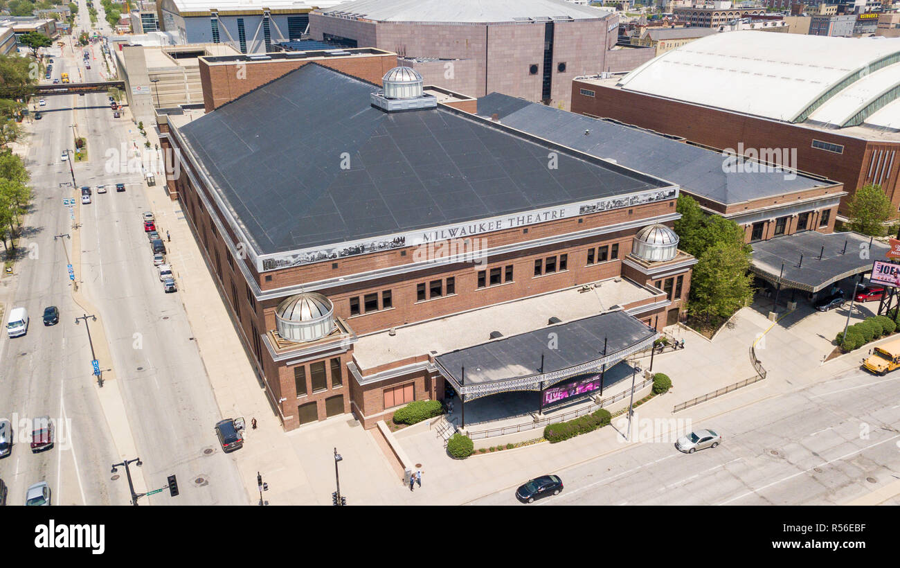Miller High Life Theatre or the Milwaukee Theatre, Milwuakee, WI, USA ...