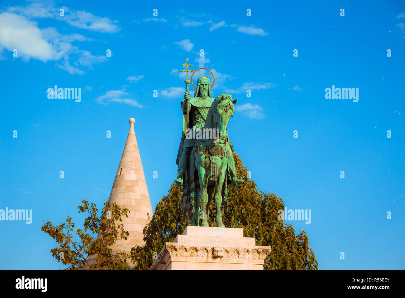 Bronze statue of Stephen I of Hungary Stock Photo - Alamy