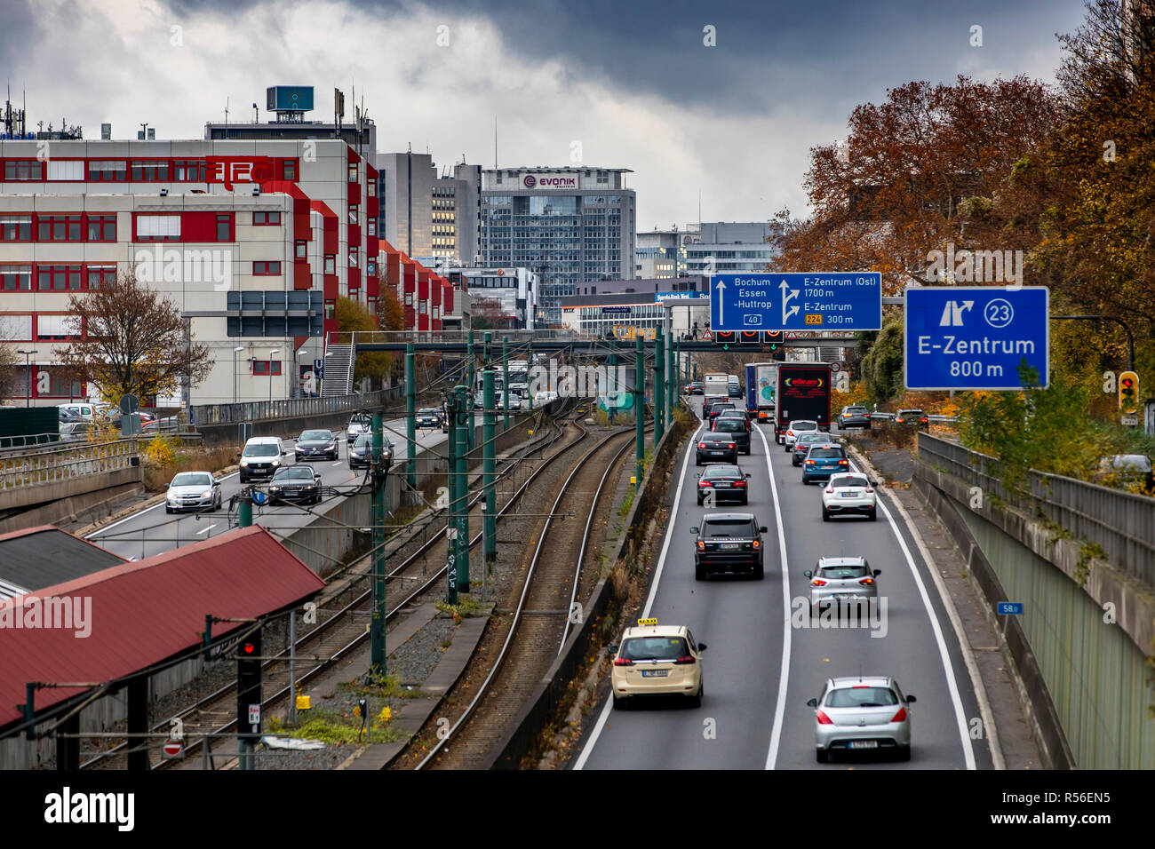 Highway, Autobahn A40, Ruhrschnellweg, in Essen, route through the city ...