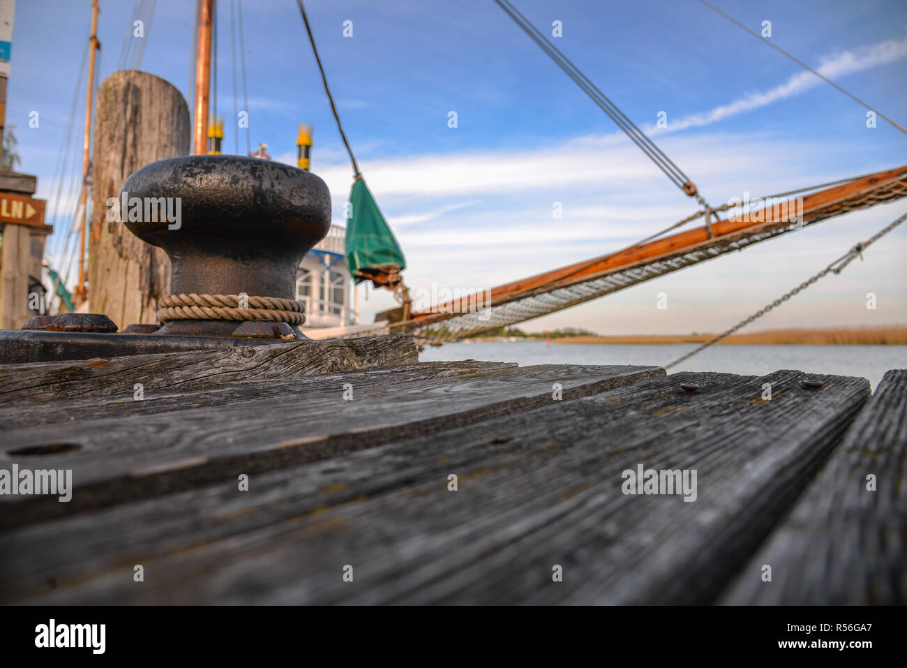 Segelbot hi-res stock photography and images - Alamy