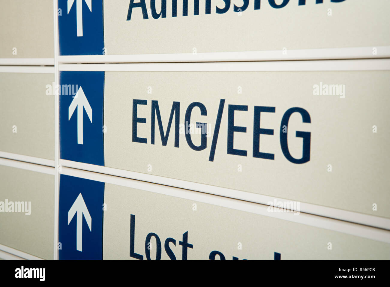Direction sign in a hospital Stock Photo - Alamy