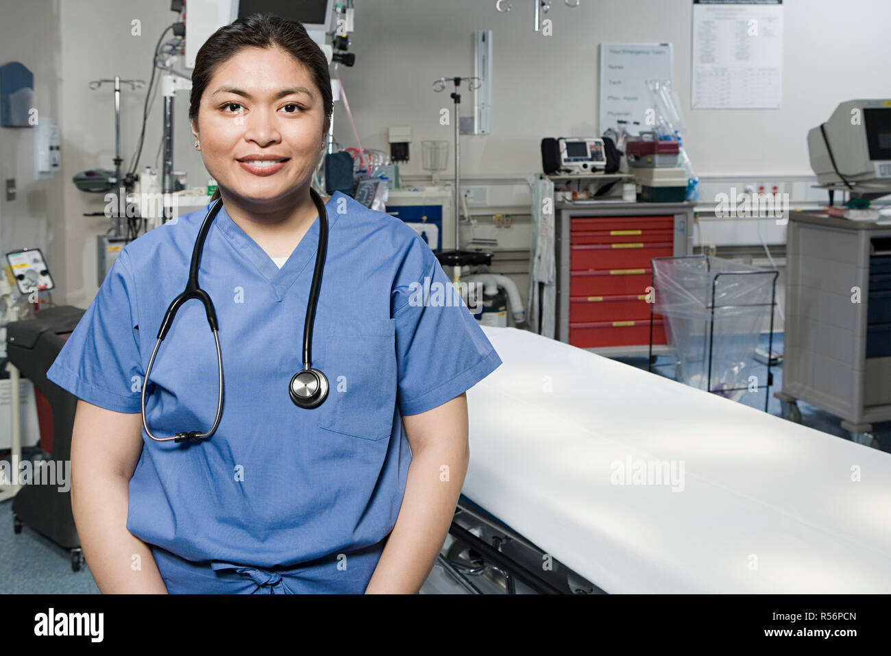 Emergency duty doctor hi-res stock photography and images - Alamy