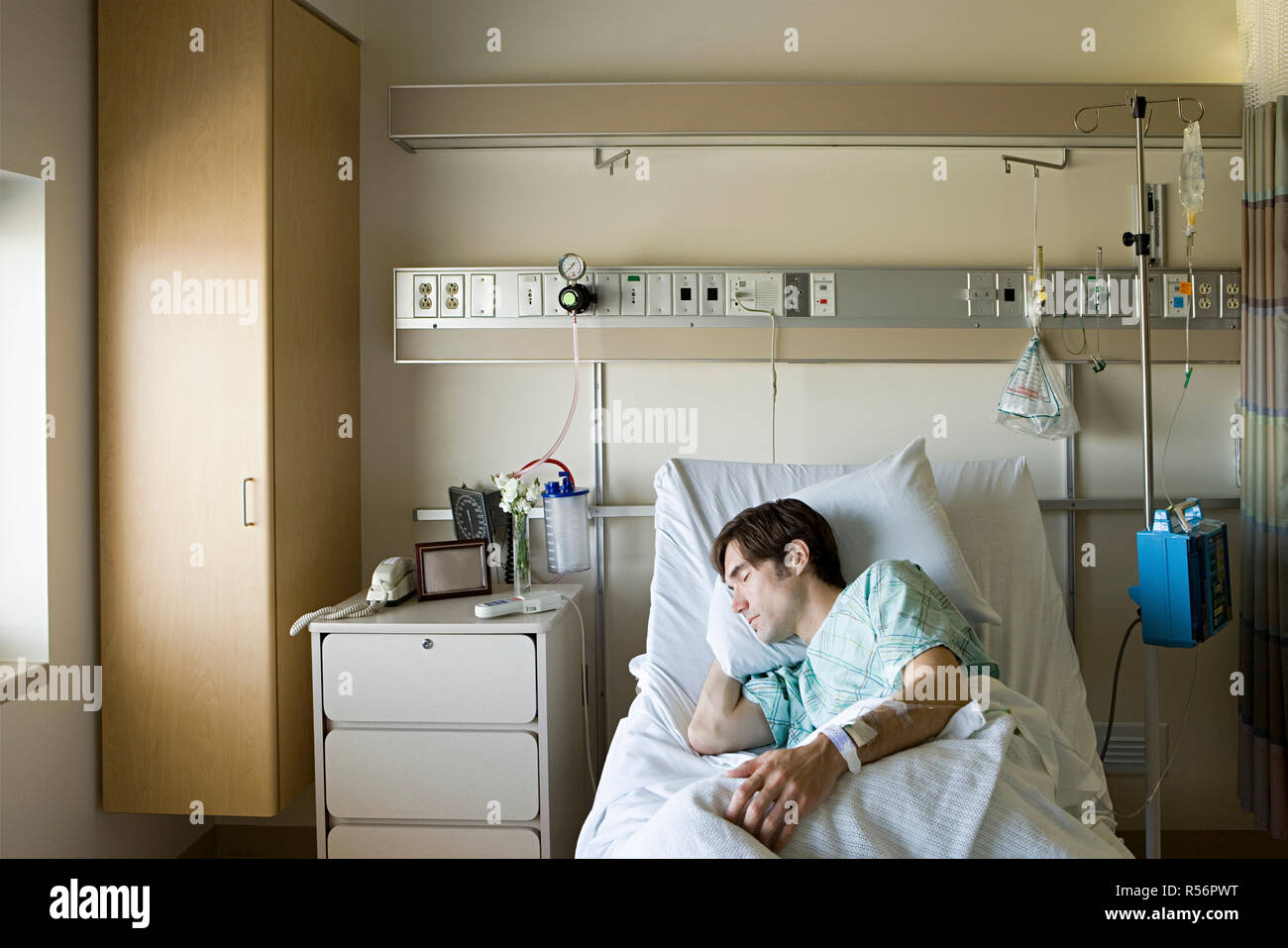 Hospital icu interior hi-res stock photography and images - Alamy