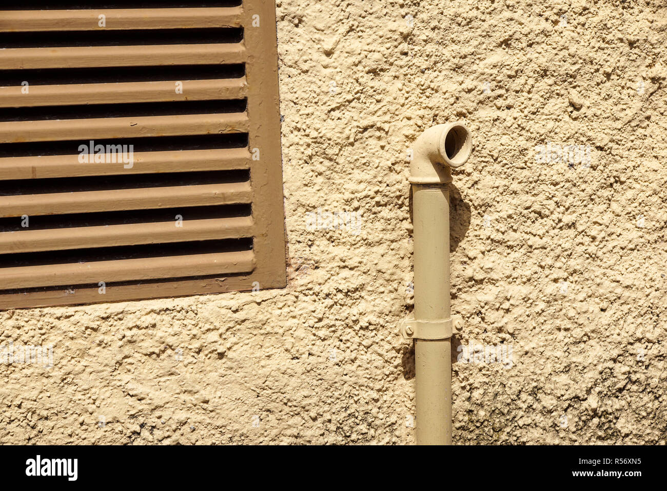 External gas meter hi-res stock photography and images - Alamy