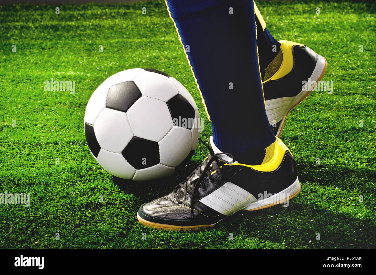 Foot stadium hi-res stock photography and images - Alamy