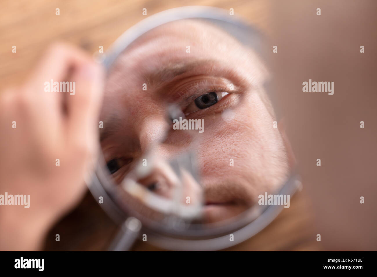 Crack cracked face hi-res stock photography and images - Alamy