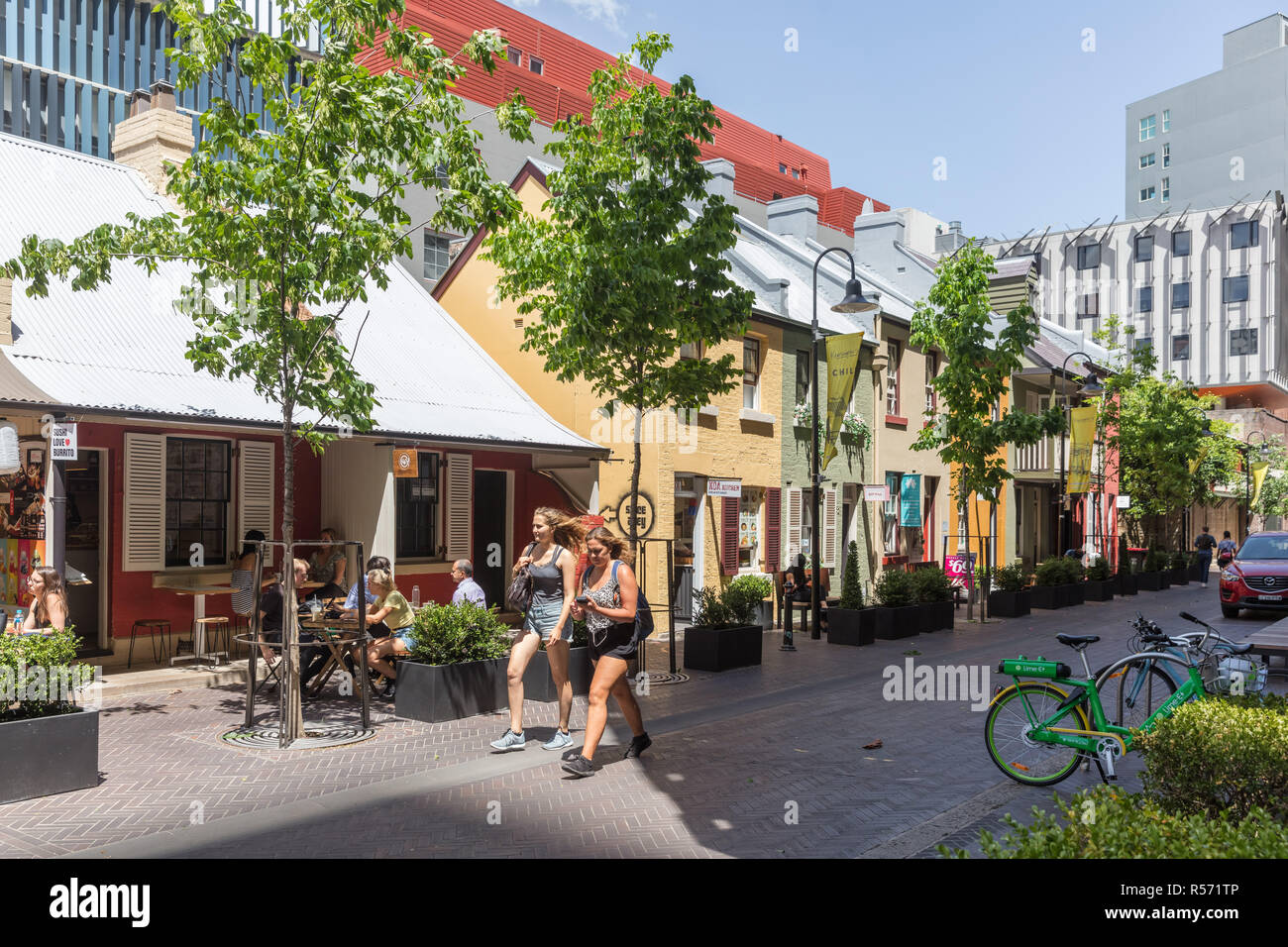Kensington Street in Chippendale, Sydney. Next to Spice Alley Stock ...