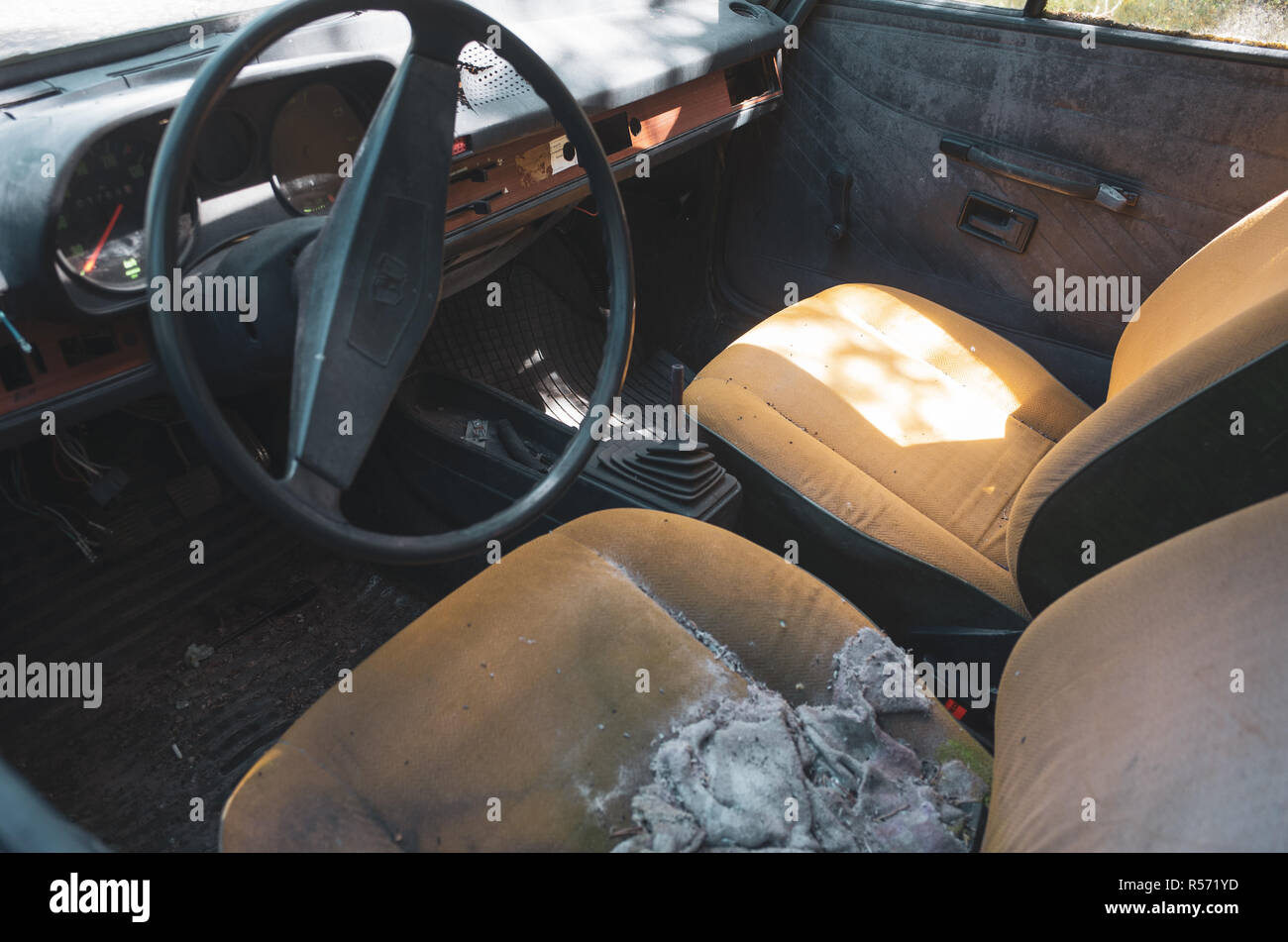 Interior deterioration hi-res stock photography and images - Alamy