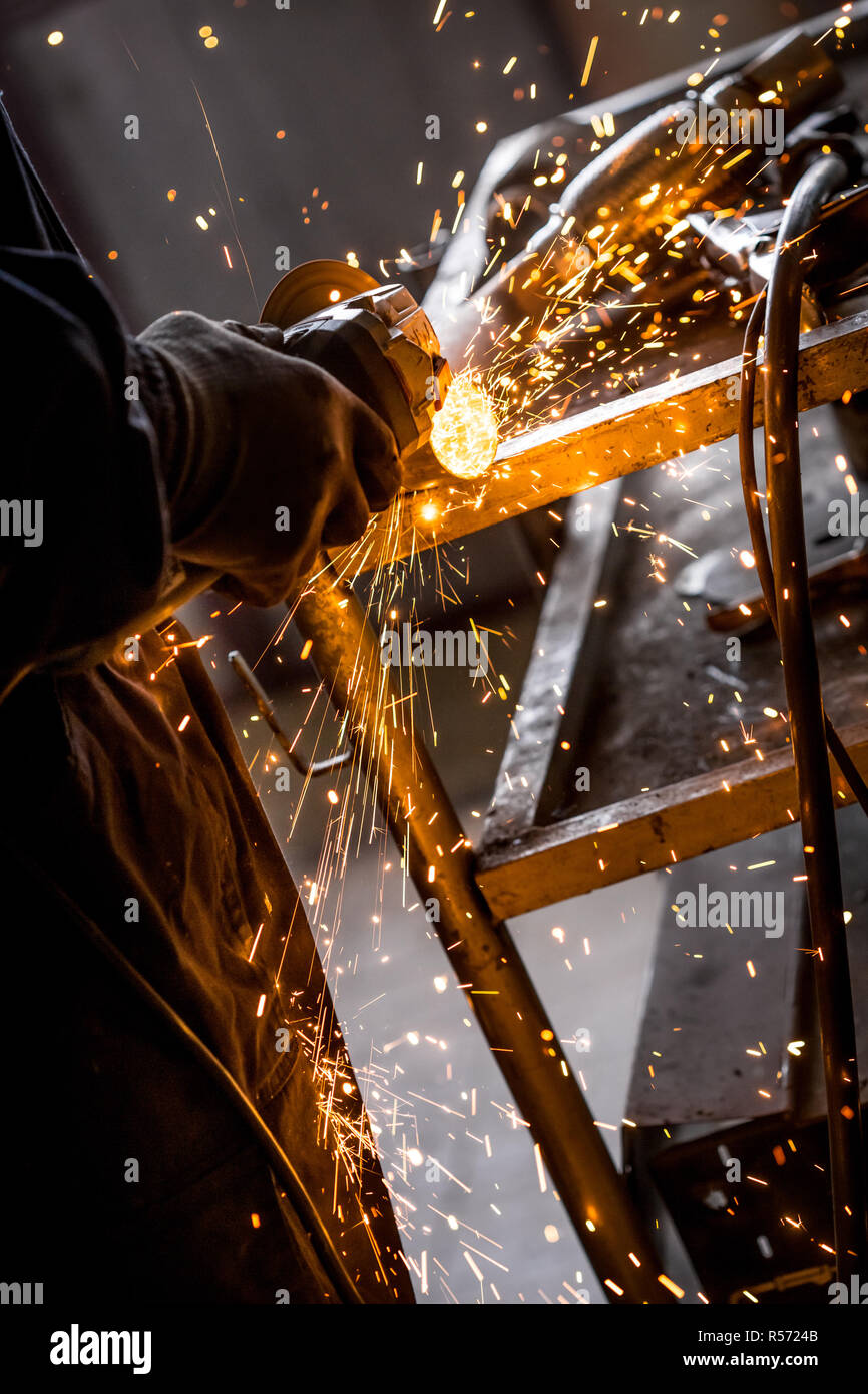 Machine sparks hi-res stock photography and images - Alamy