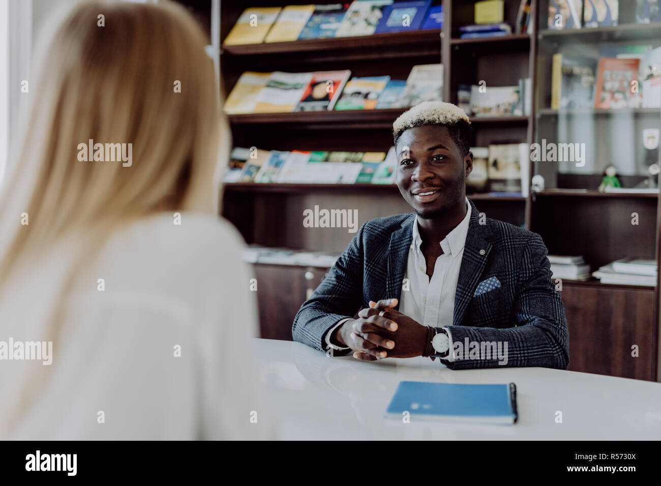 Broker meeting hi-res stock photography and images - Alamy