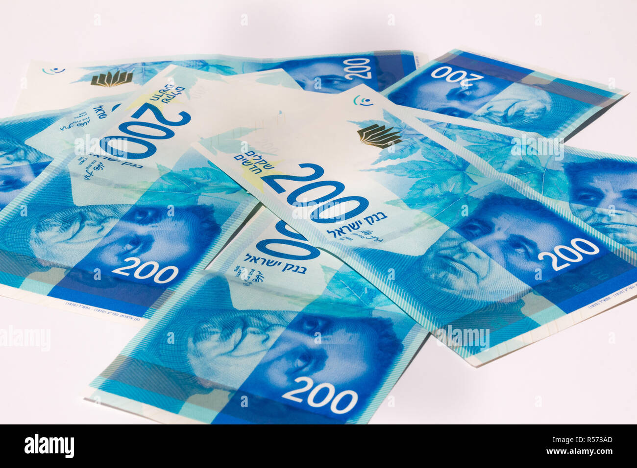 Stack of Israeli money bills of 200 shekel Stock Photo - Alamy